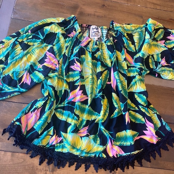 Jaase | Tops | Jaase Hand Shaped In The Shed Tropical Black Lace Hem ...
